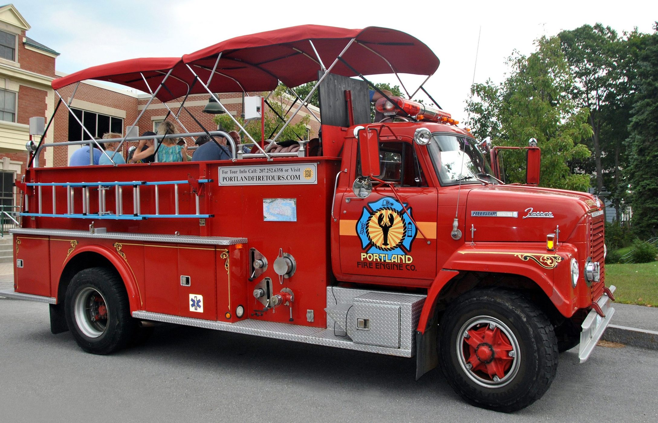Contact Us to Book Your Tour | Portland Fire Engine Co. Tours